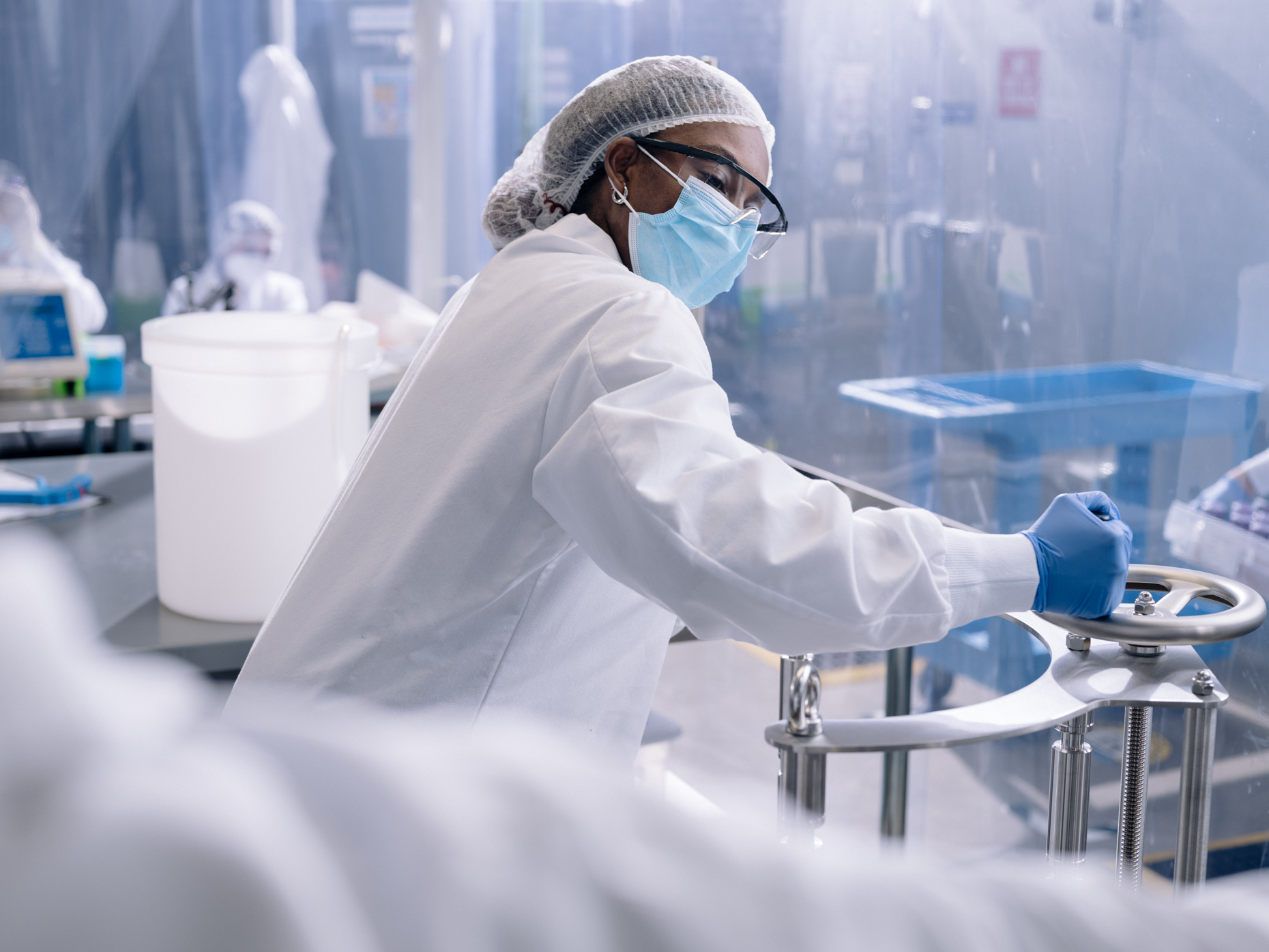 Manufacturing Services - Akron Biotech